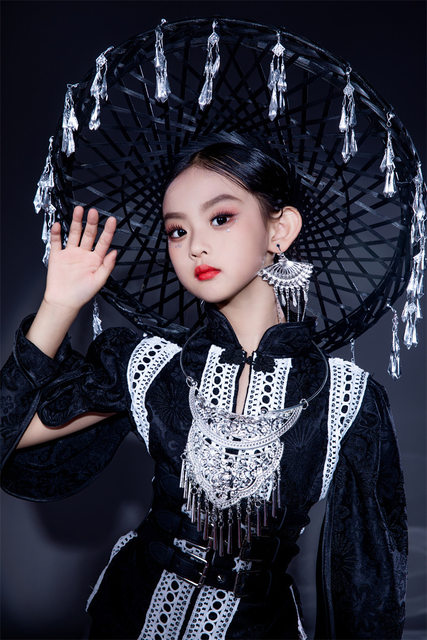 Girls ethnic minority style catwalk clothing set T stage performance ...