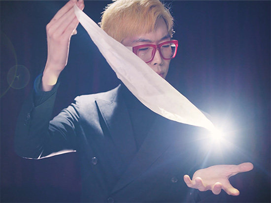 Daren show the same floating light ldimension suspended floating Douyin ...