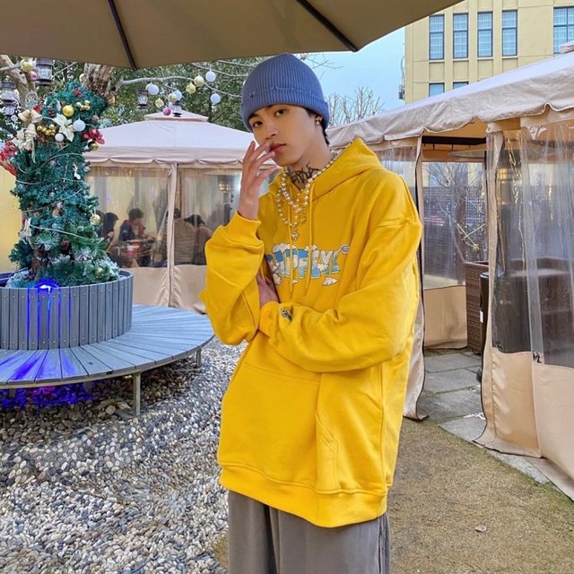 RAPPEYE blue sky and white clouds wings embroidered logo sweatshirt men ...