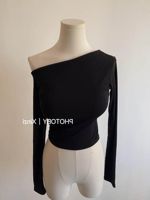 In stock ~ 51STUDIO homemade new slanted shoulder tight long sleeve ...