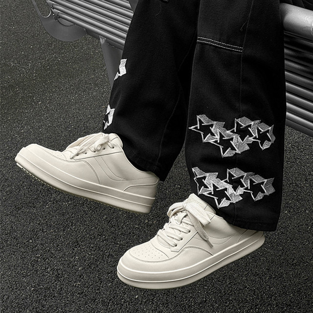 Men's casual white shoes 2025 new men's board shoes in summer versatile ...