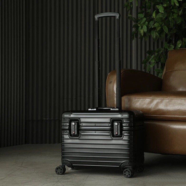 All-aluminum magnesium alloy box photography trolley case captain ...