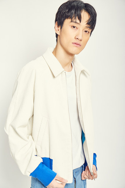 CHENGGUANG WANG-Bottom-Shaped Color-blocking Wide Thread Short Jacket