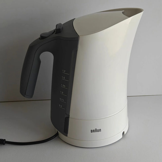 European-Made Braun Wk300 Electric Kettle with Automatic Shut-Off and ...