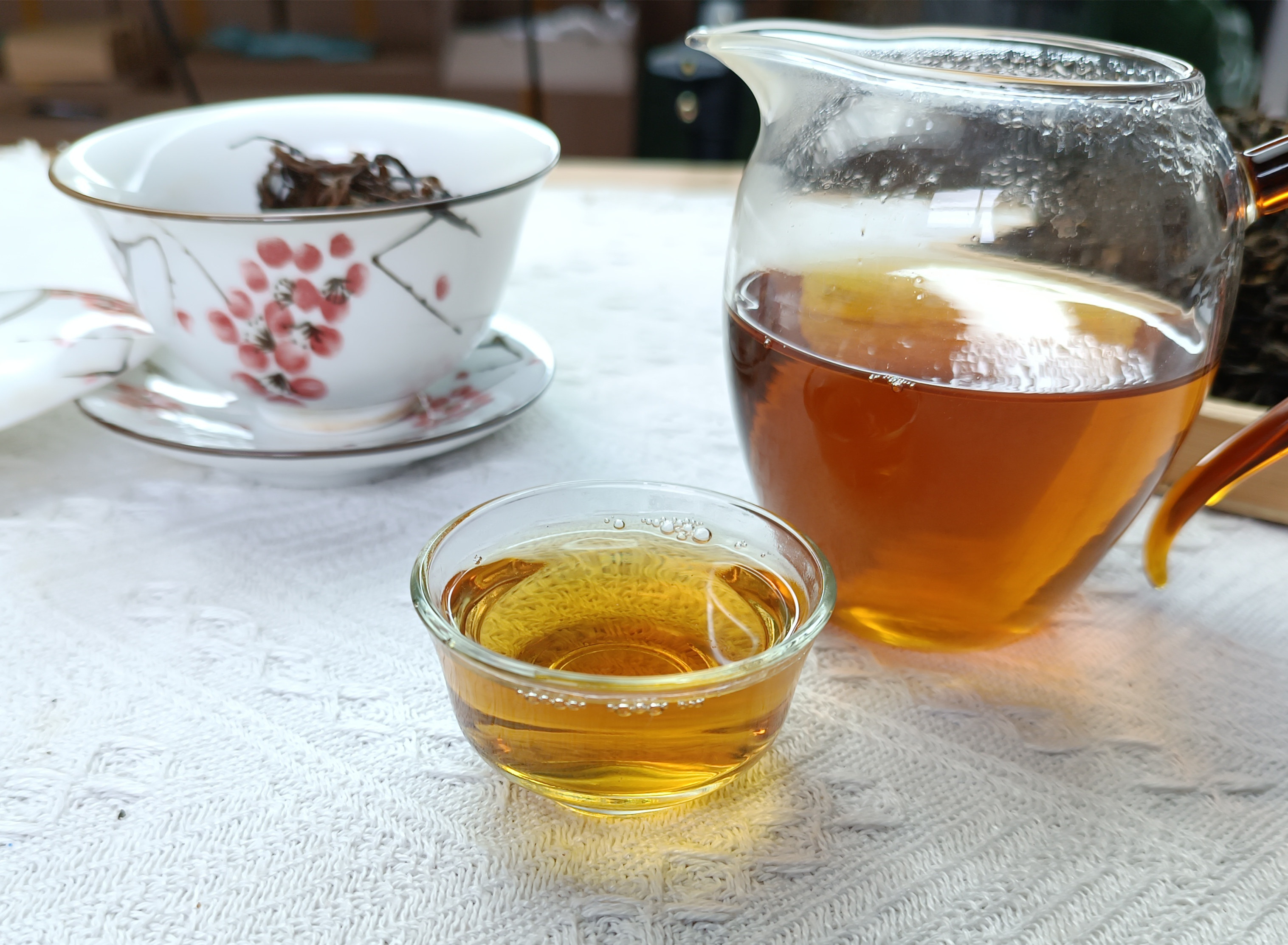 Thé Noir Yunnan Dianhong - Récolte Printanière de Lincang - Un Bourgeon ...