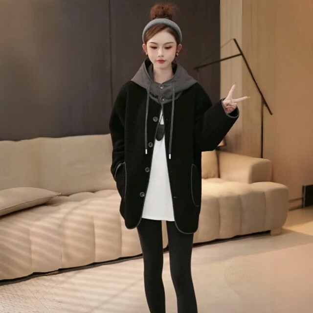 European goods fashion design sensor lamb plug jacket female autumn and ...