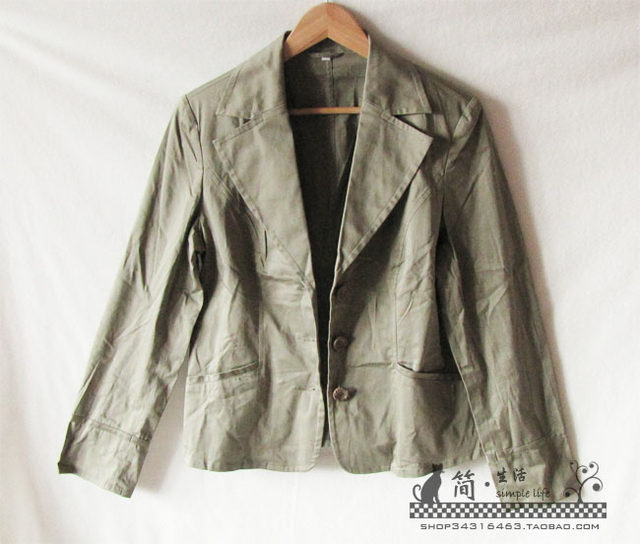 3-button suit light army green on sale