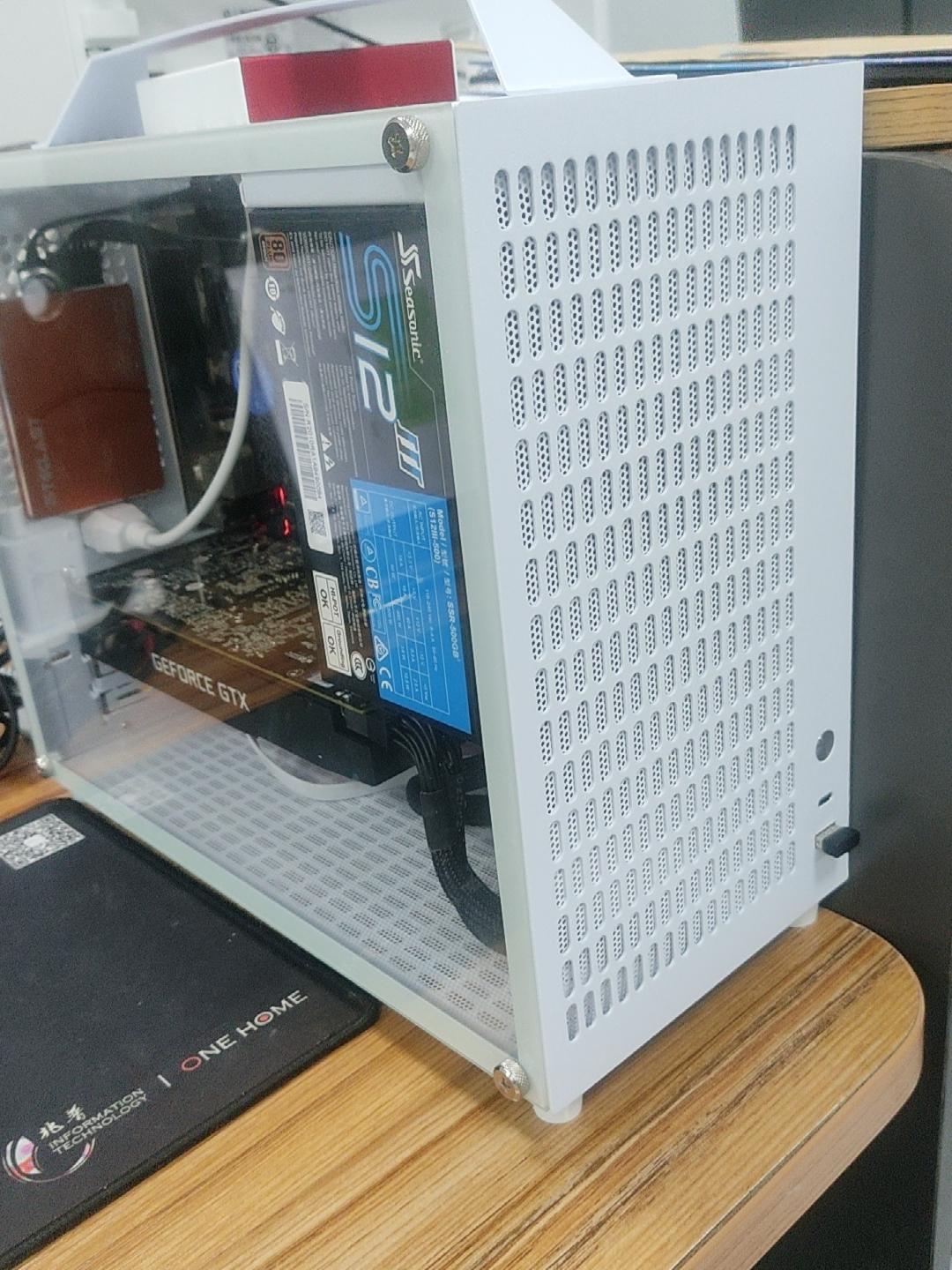 笨牛E15便携A4手提迷你C2大电源mATX/ITX小主机箱非傻瓜超人K88-Taobao