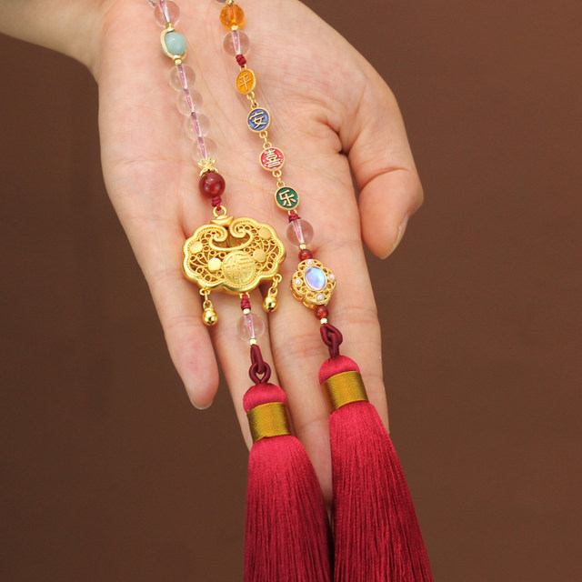 White Crystal Automobile Pendant Cars Inner Tripper Tripper Advanced ...