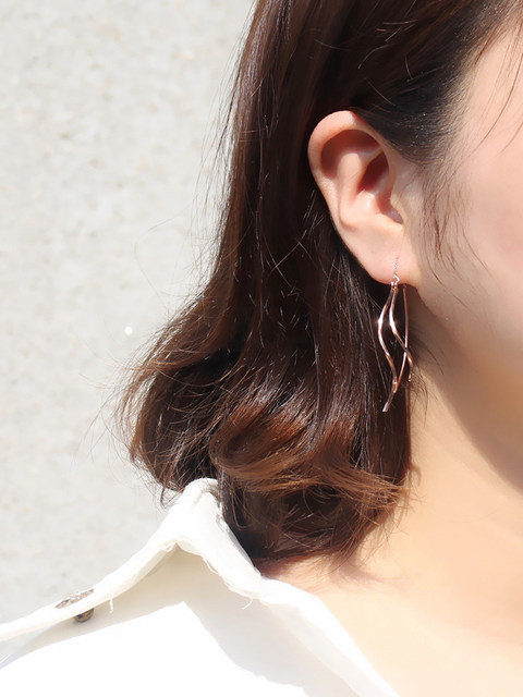 s925 silver wavy ear wire female Korean style simple and super fairy ...