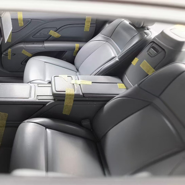 Pre-sale FAW Hongqi Hongqi Guoya sedan 1:18 resin simulation car model ...