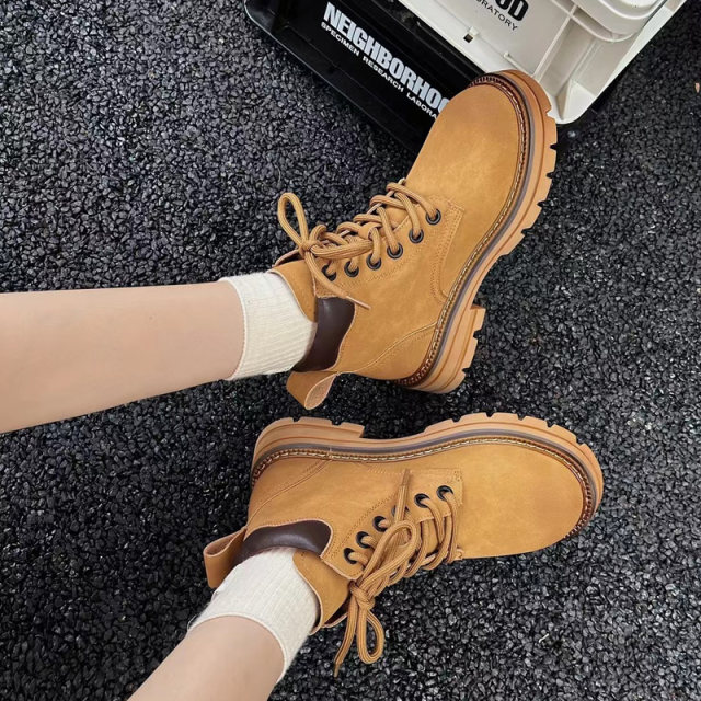 Wide-fat feet, large size women's shoes 41-43 Da Ya 24-year autumn ...