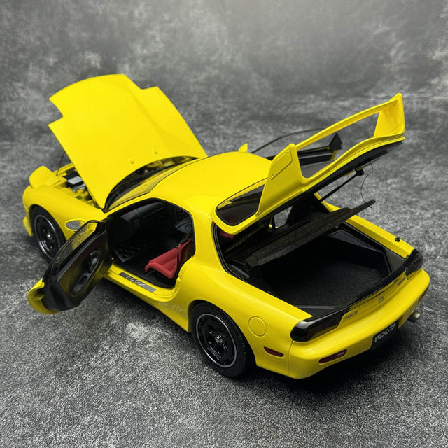 POLARMASTER1:18 Mazda RX7SPEED yellow alloy car model