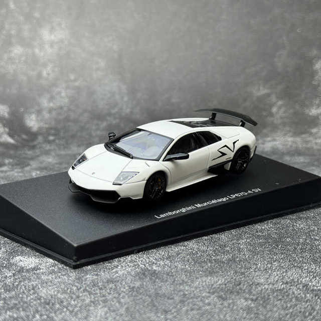 Alto Autoart1: 43 Lamborghini Bat LP670-4SV alloy car model