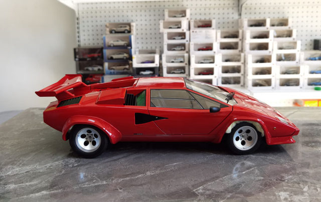 Jingshang 1/12 Lamborghini Countach LS500S alloy car model gift collection