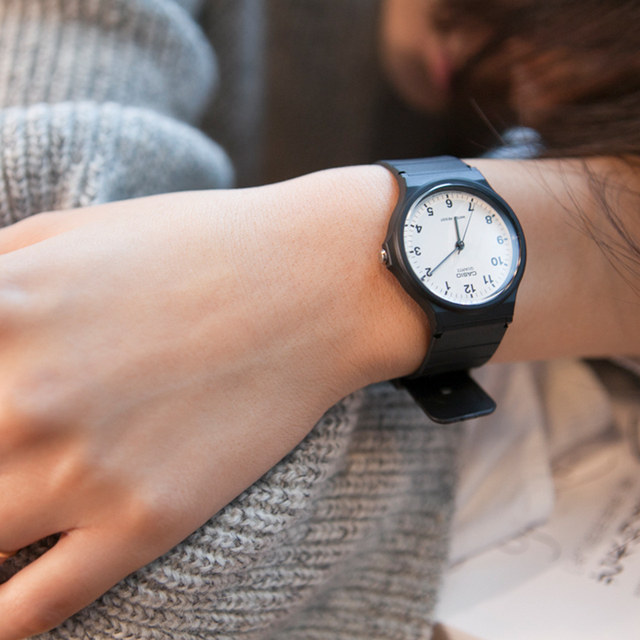 Casio Casio Men's Watch INS Wind Net Red Little Black Motor Watch MQ24-7B2MW-240-1e