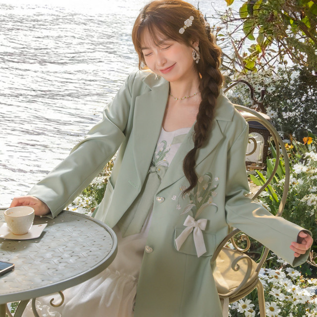 Sweet temperament, commute model, mint green mid -long long -length ...