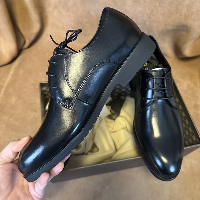 Withdrawing 424344 brand high -end men's Derby shoes into the oral ...