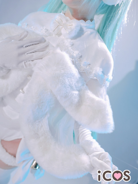 Spot ICOS Hatsune cosplayer pure white Christmas miku candy cake ...