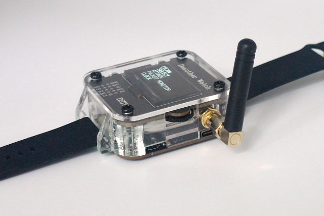 DSTIKEDeautherWatchV3S maker hacker watch IoT security testing equipment