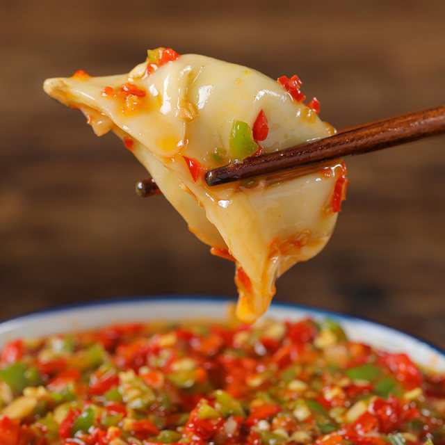 Hunan three-color chili sauce, garlic minced chili, handmade millet ...