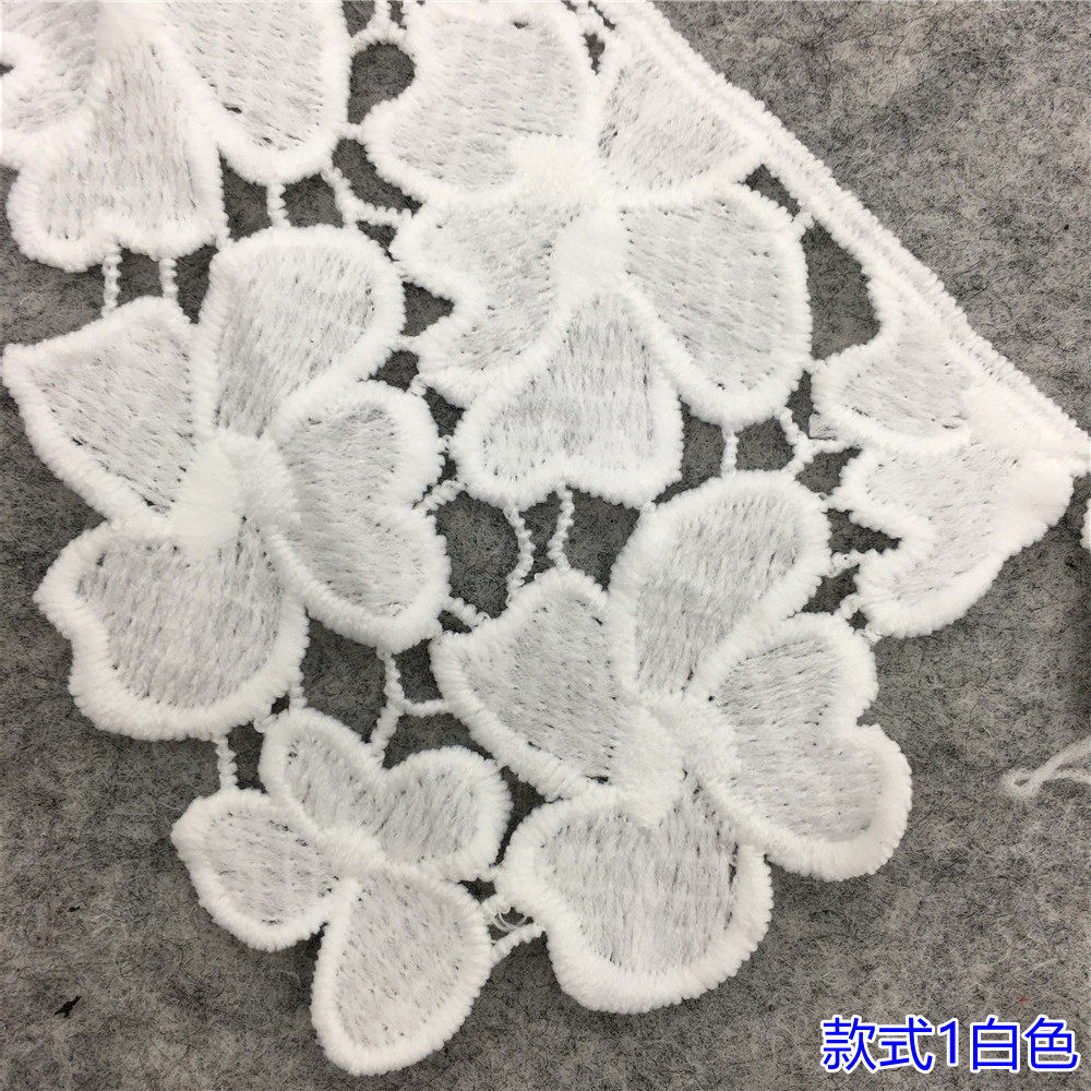 Embroidered Milk Silk Fake Collar - Black & White Lace Flower Detail