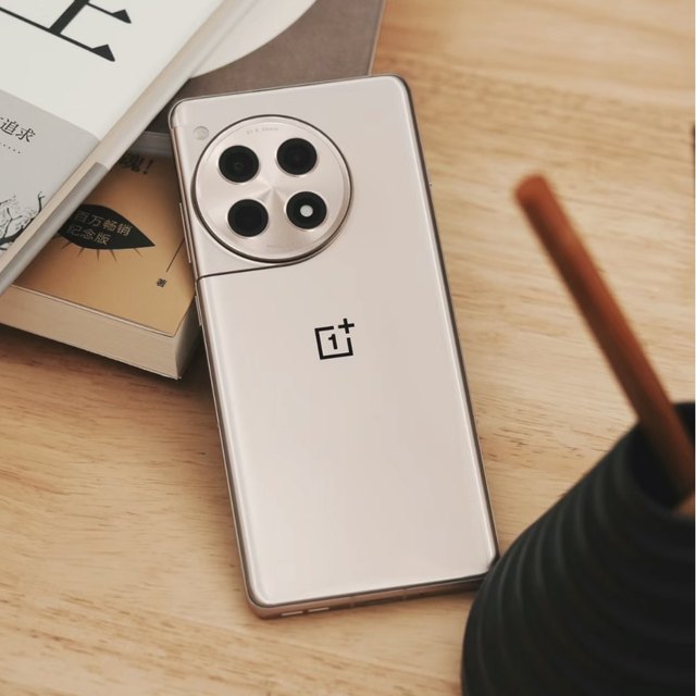 The new authentic OnePlus/OnePlus ACE 3 camera mobile phone spot speed ...