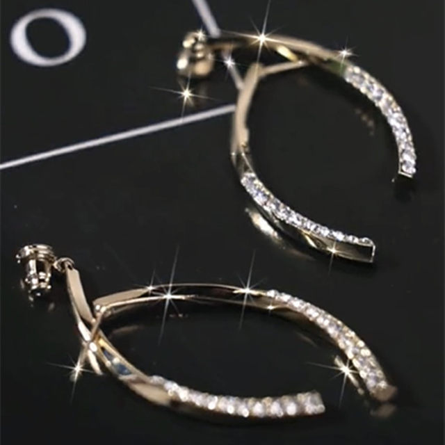 Niche design cross fishtail earrings for women, high-end, light luxury ...