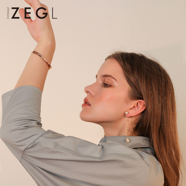 ZEGL digital bracelet for women, rose gold-plated simple niche bracelet ...