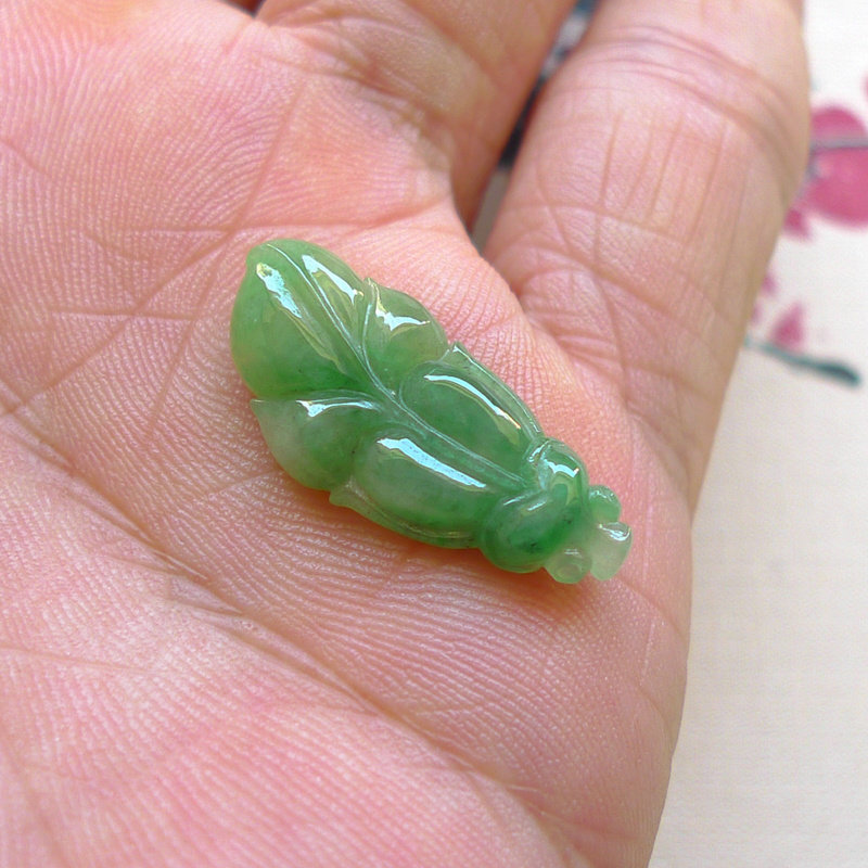 Myanmar Natural Jade A-Grade Ice-Colored Full-Green Fish - Golden ...