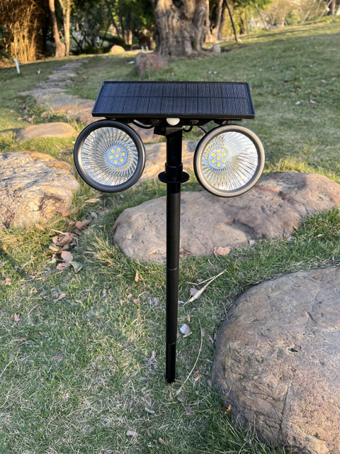 Solar two-color induction ground lawn spotlight villa courtyard garden ...
