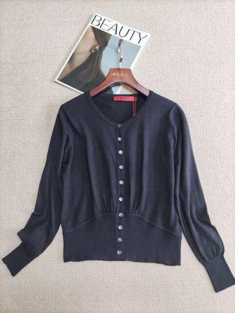 Casual and versatile solid color cardigan top Mulberry silk wool blend ...