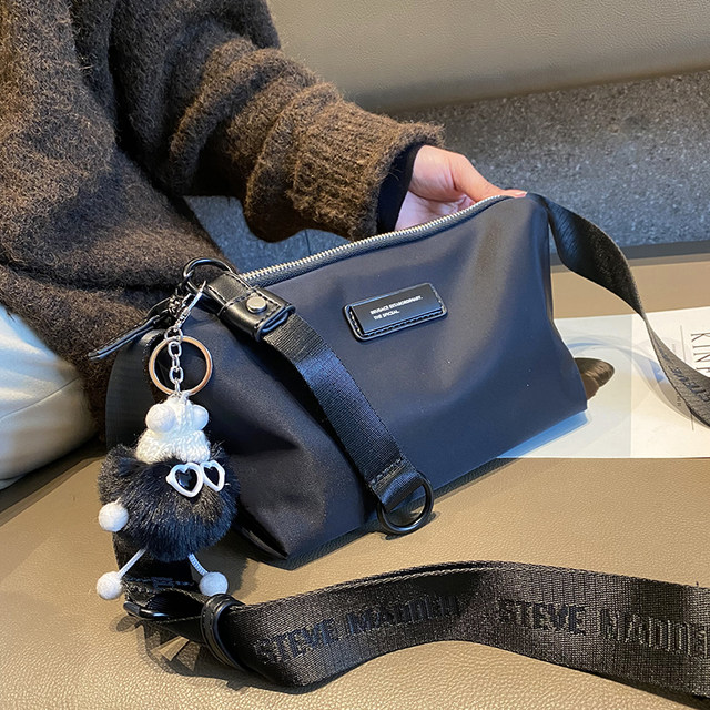 Outdoor casual small bag single shoulder Japanese simple style ...