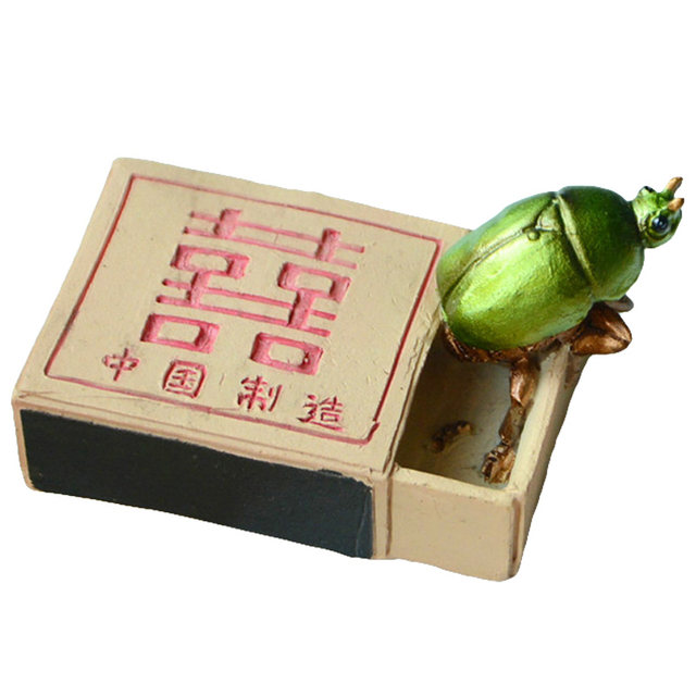 Creative simulation small insect ornaments Golden turtle shit shell decorative living room micro ...