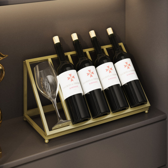 Red wine rack sloping display shelf cabinet bar wine bottle stroke ...