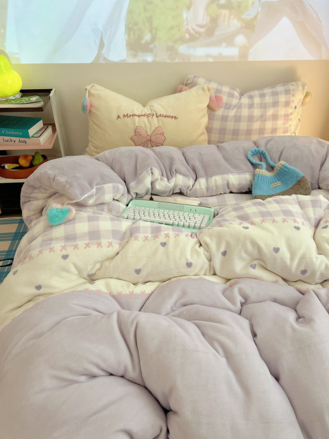 [Fuji Store] Cute Girly Style Pom-Pom Embroidered Thickened Milk Velvet ...