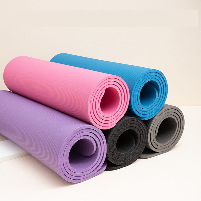 Slightly defective second-class treatment yoga mat for household non ...