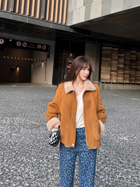 Wuster Camel fur all -in -one cashmere suede coat thickened 2024 new ...