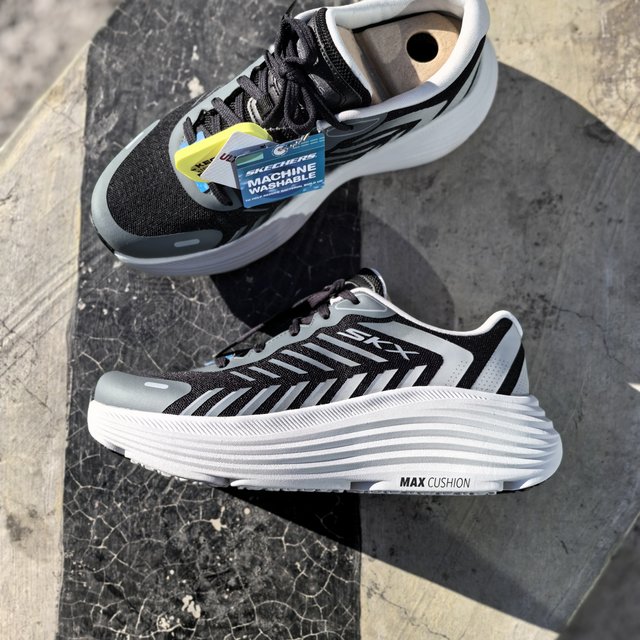 Peng Ju Skechers Skecci 25 new man increases high and comfortable black ...