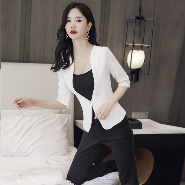 Beauty artist sauna technician service foot bath hall small suspender ...