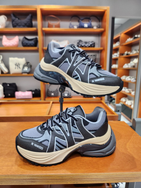 Korea direct mail MLB dad shoes men and women same style 24 autumn new ...