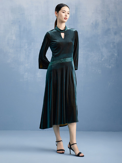 Ma Tiannu spring and summer new pure color velvet hollow hot drill ...