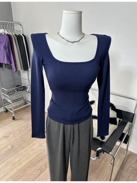 The chest pad side collar plus the velvet long -sleeved T -shirt ...