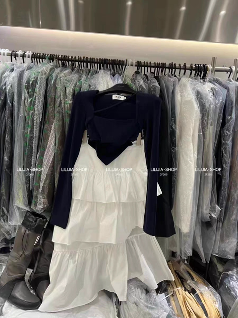 MH Family Senior Sensing French Retro Fang Ling Tie Tie Qian Slim Long ...