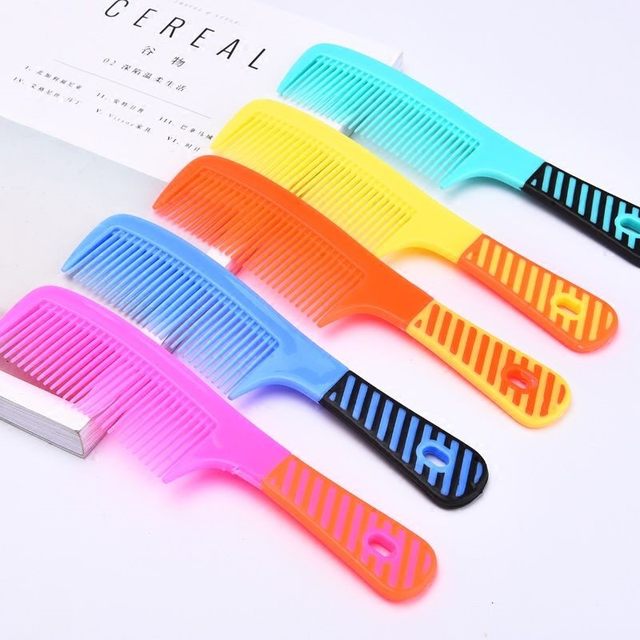 Plastic anti-static comb, five-pack, old-fashioned pearlescent comb ...