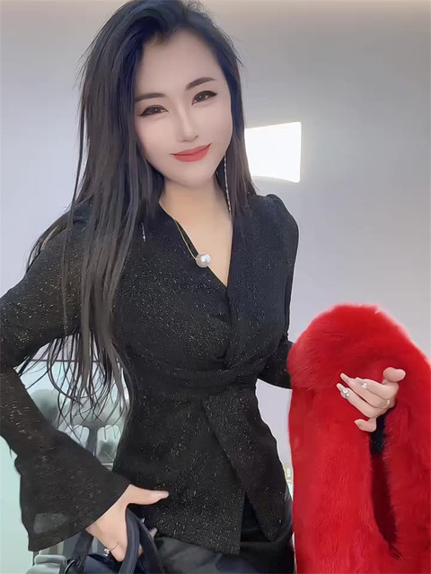 Bottom shirt for women in autumn and winter fashionable inner top V ...