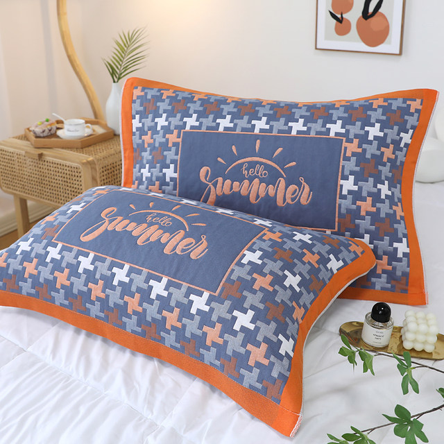 A pair of gauze pure cotton pillow covers for an adult couple, a pair ...