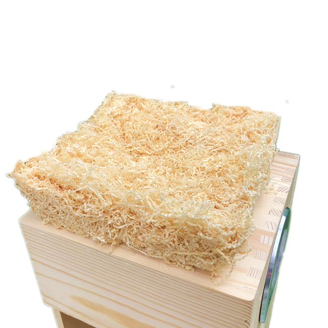 Birds with wood chips, pads, breeding boxes, bird nests, bird nest ...