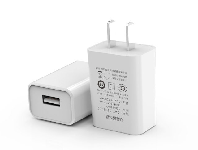 3C certified mobile phone charger 5V2A charging head USB flashlight mobile phone tablet mobile ...