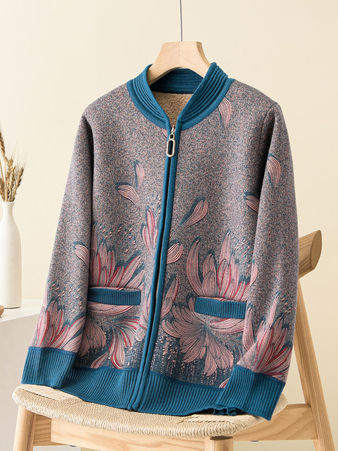 Grandma autumn and winter clothes plus velvet knitted jacket middle ...